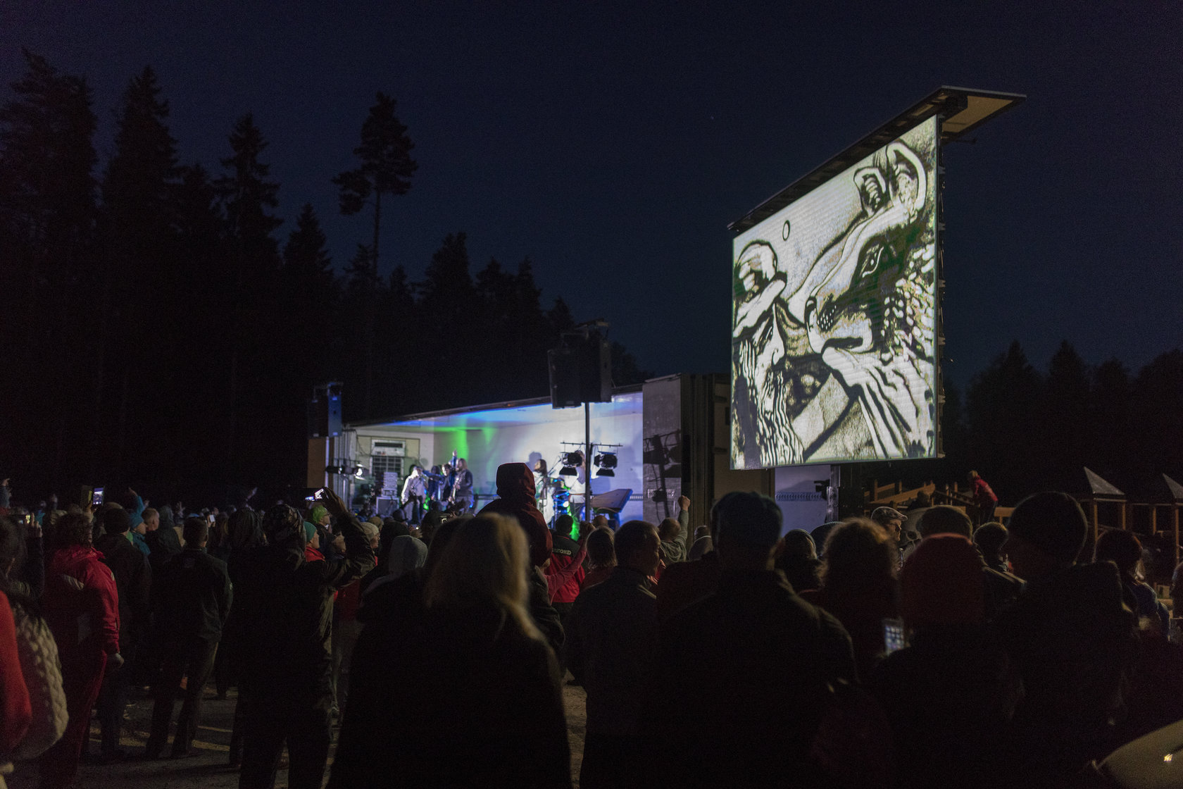 Rahvusloom Roheliste rattaretkel - laval ja ekraanil | Looduskalender.ee