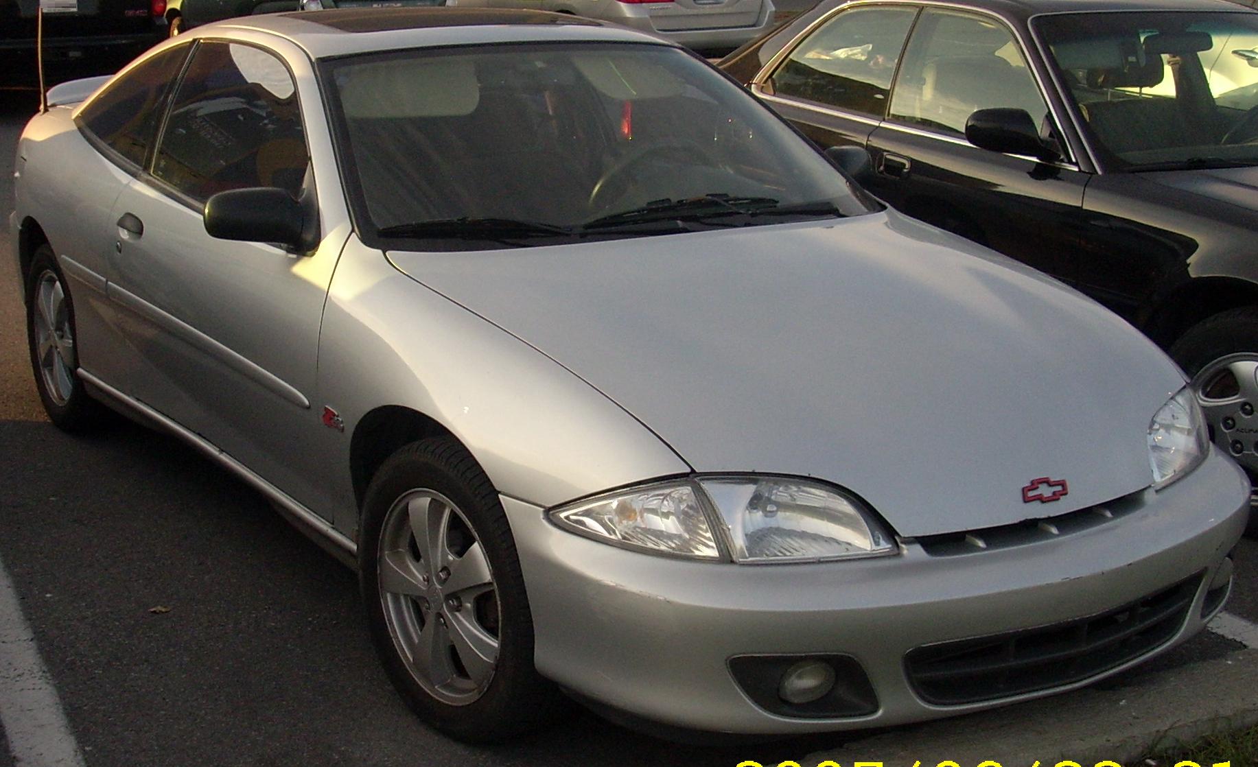 File:'00-'02 Chevrolet Cavalier Coupe.JPG - Wikimedia Commons