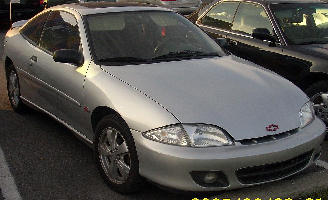 File:'00-'02 Chevrolet Cavalier Coupe.JPG - Wikimedia Commons